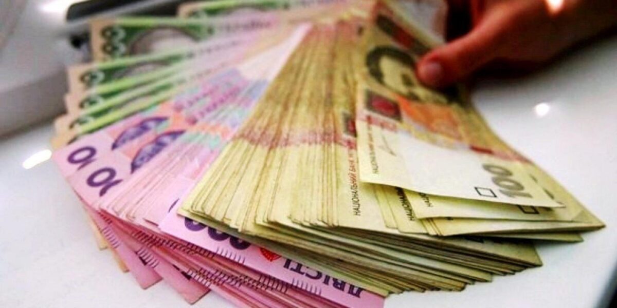 Президент України оприлюднив декларацію за 2024 рік: родина отримала понад 15 мільйонів гривень ...